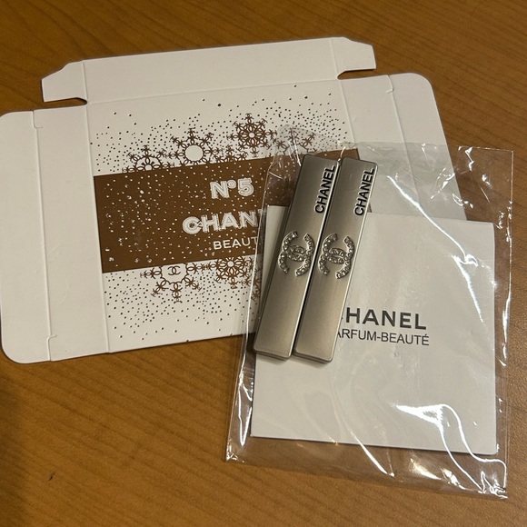 CHANEL | Accessories | Chanel Beaute Gwp Hair Clips Silver | Poshmark